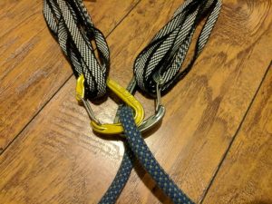 Locking vs. Non-Locking Carabiners: When Should You Use Each? - 99Boulders